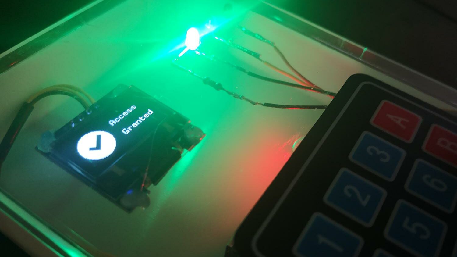 Matrix Keypad und OLED - fremdgesteuert.net